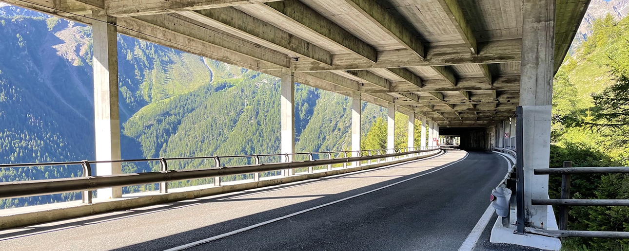 Highly efficient visual inspections of concrete bridges