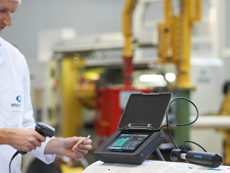 Equotip 550 Leeb U | Versatile Leeb hardness tester